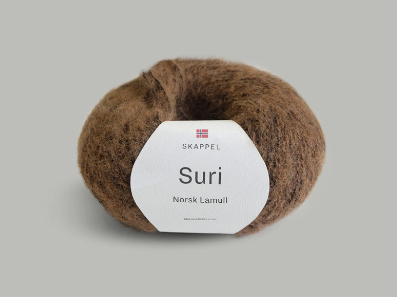 Skappelstrikk Suri Norsk Lamull 1015 Ørkenbrun, 50g | Multitrend